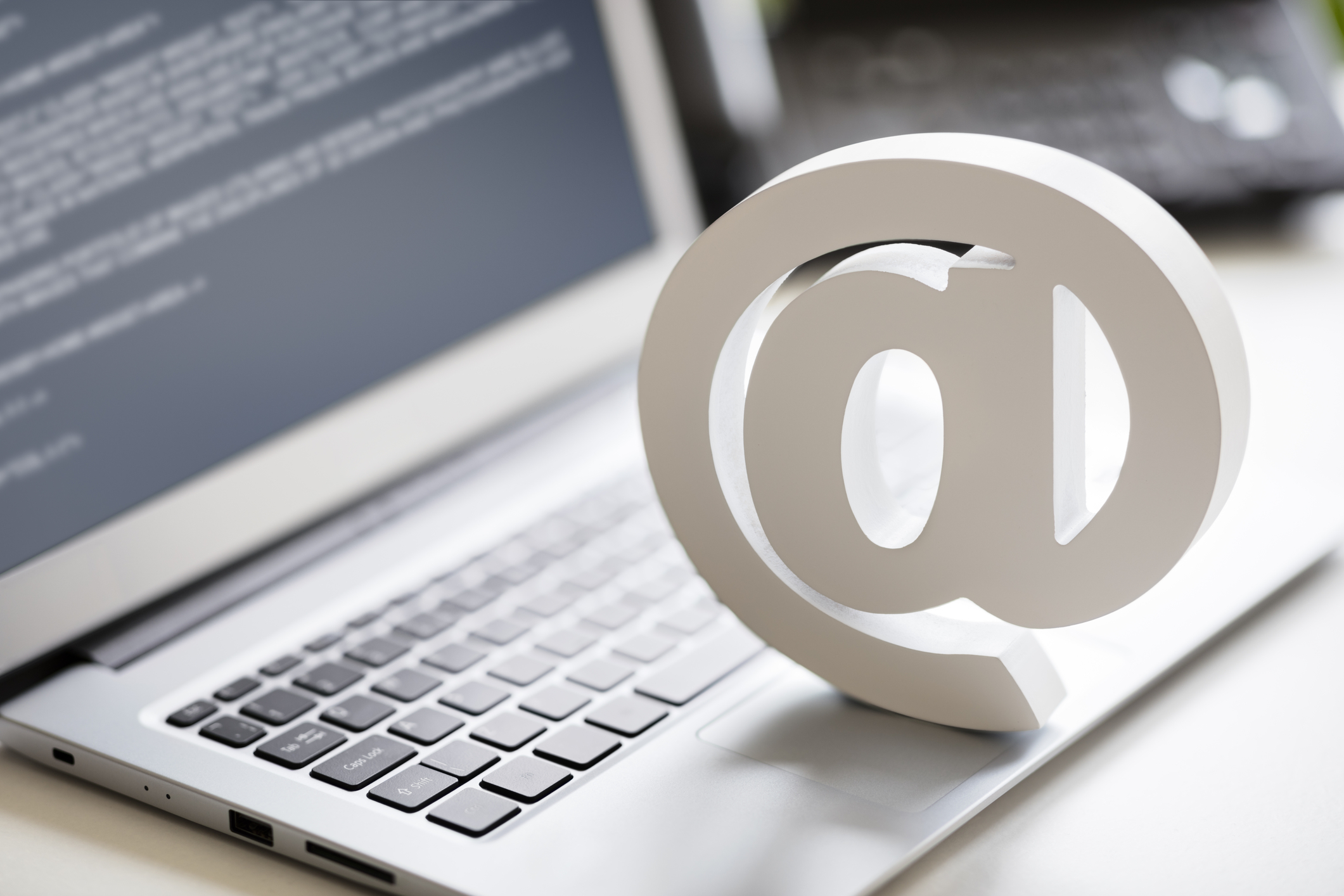 Minimalistic vs. Design-Heavy Email Templates: What Works Better ...